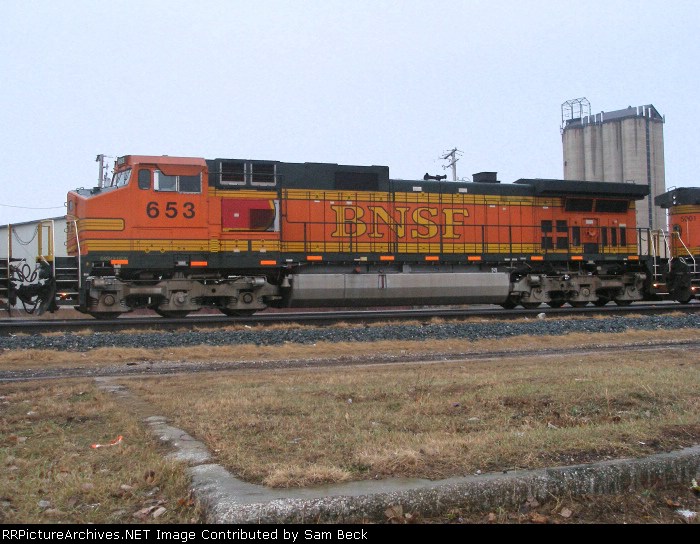 BNSF 653